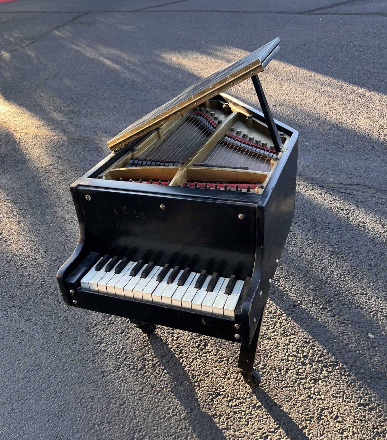 Salesman Sample Grand Piano Miniature Real Iron Harp Felt Hammers Ivory ...